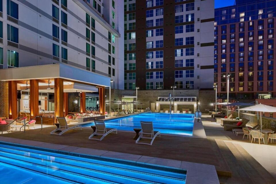 24 Nashville Hotels With A Rooftop Pool - A One Way Ticket
